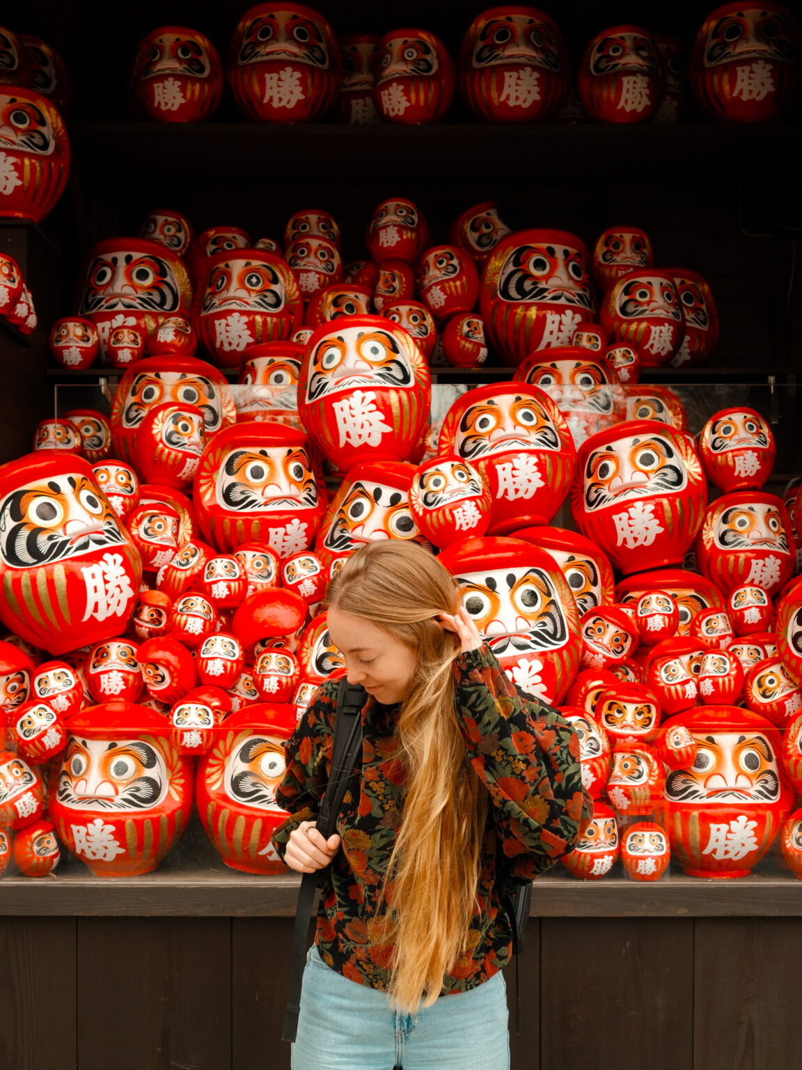 Namba Yasaka Jinja, Osaka: Guide to the Lion Head Shrine